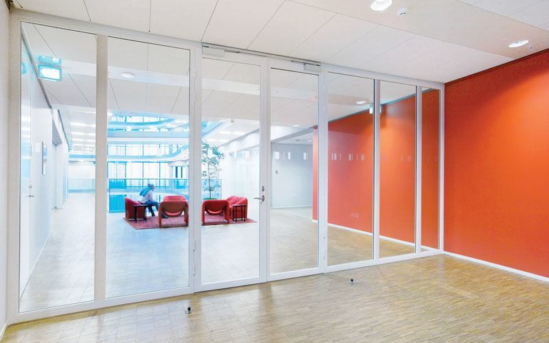 Triplan TP Fire S fire-rated glass wall in steel frames