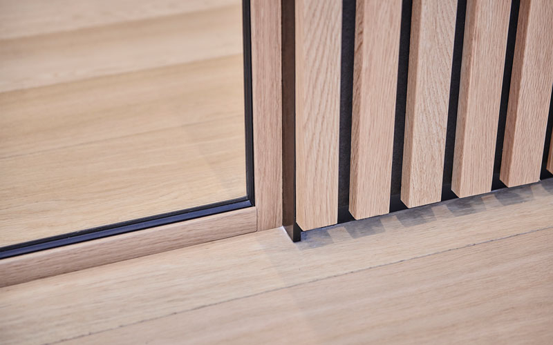 TRIPLAN LITE | 46 - 50 dB | WOOD